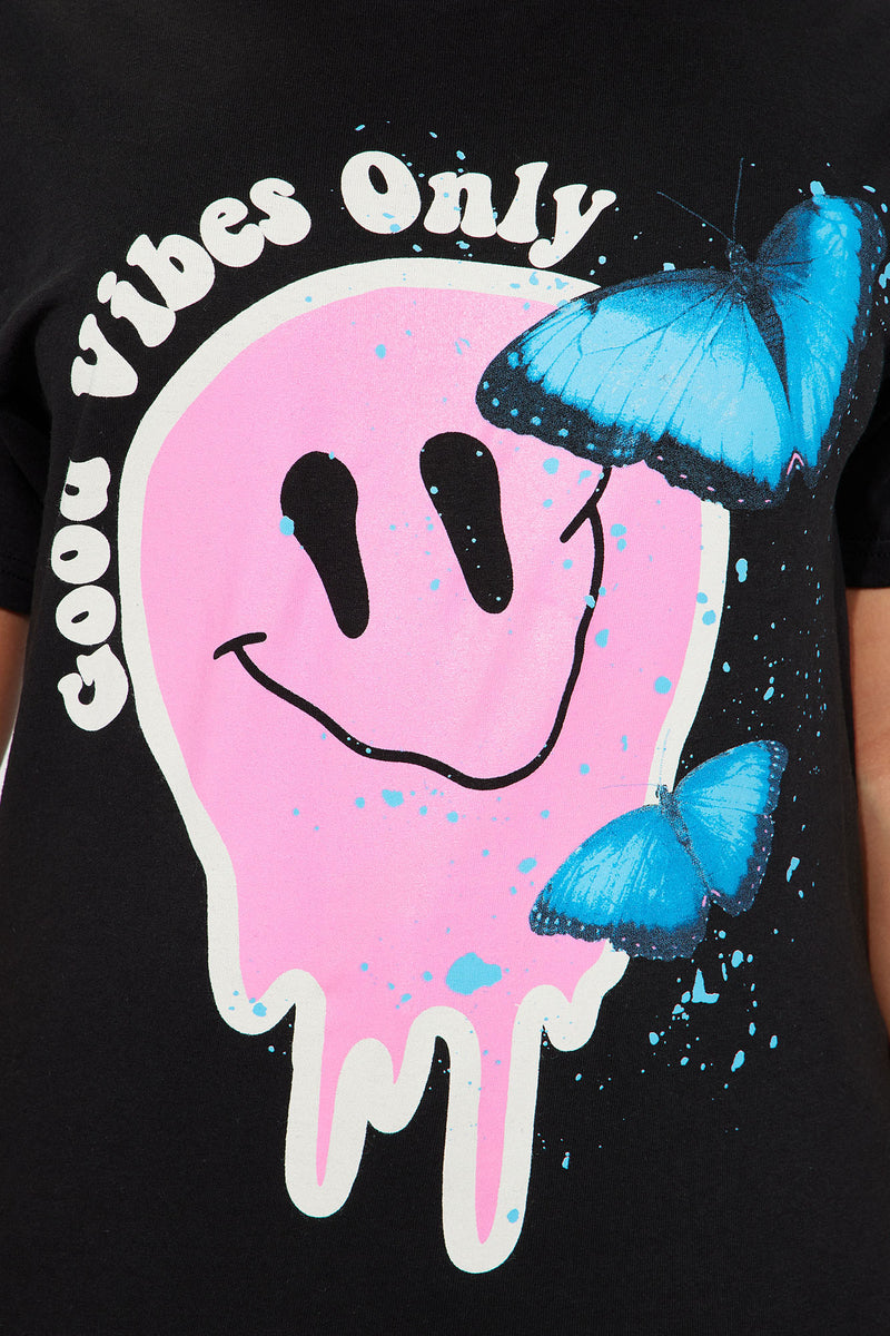Good Vibes Smiley Tshirt - Black | Fashion Nova, Screens Tops and ...