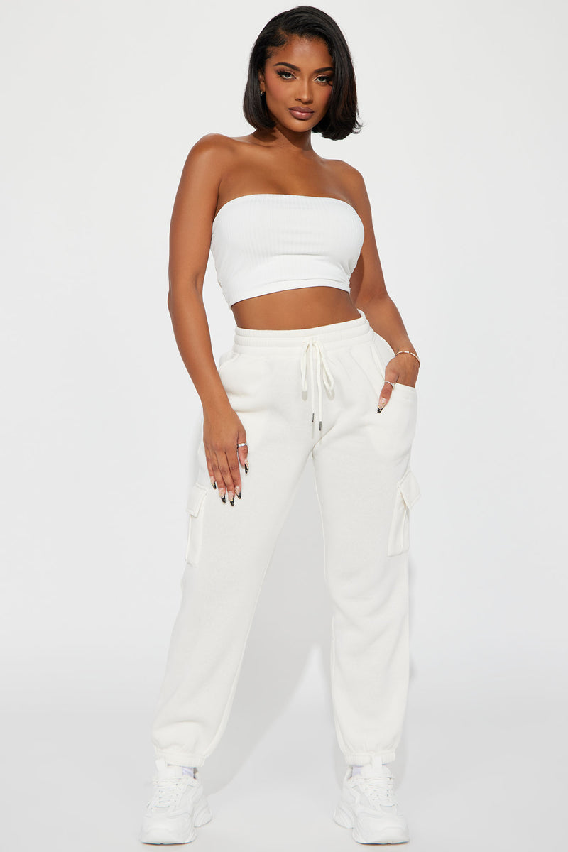 Ciara Fleece Cargo Lounge Jogger - Cream | Fashion Nova, Lounge ...